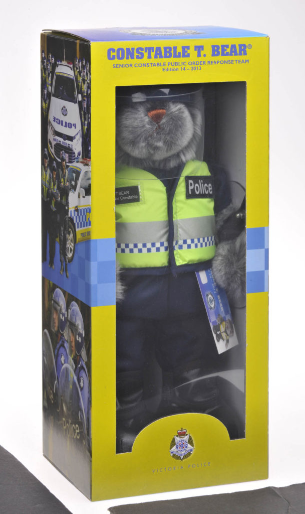 Edition 14 Constable T. Bear – copshop.com.au