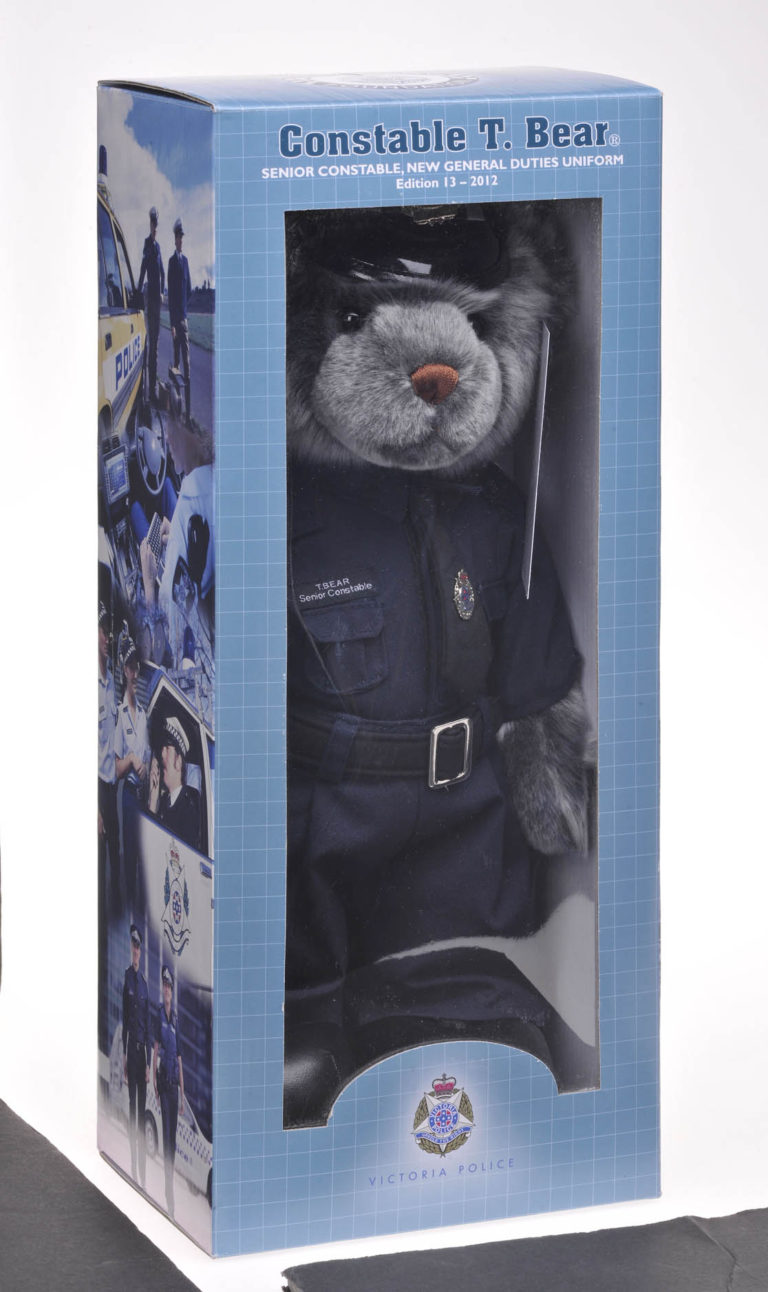 Edition 13 Constable T. Bear – copshop.com.au